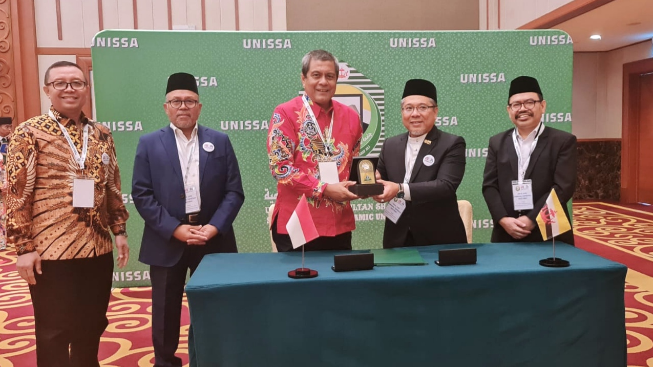 UIN KHAS Jember Hadiri Konferensi Pendidikan Tinggi se Asia, Rektor ...