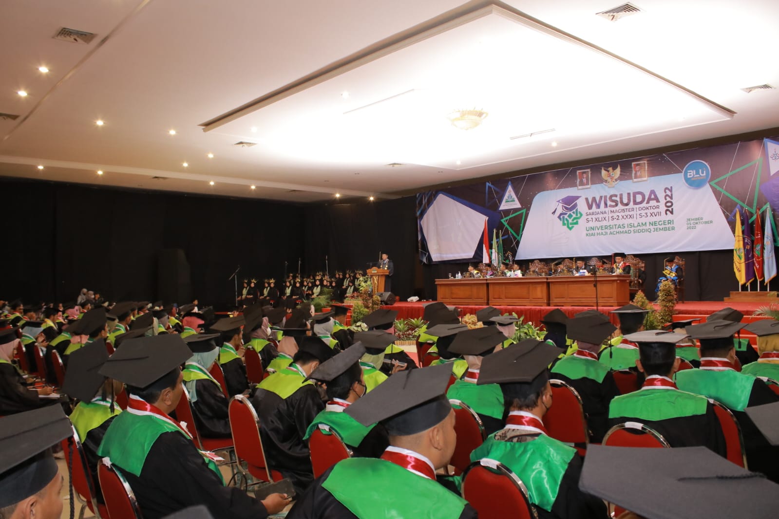 UIN KHAS Jember Wisuda Hampir Seribu Mahasiswa, Rektor: saat ini Daya ...