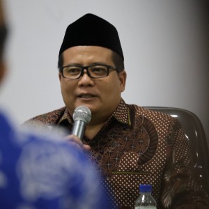 Studium Generale: Peningkatan Mutu Sumber Daya Manusia Bersama Muhammad ...