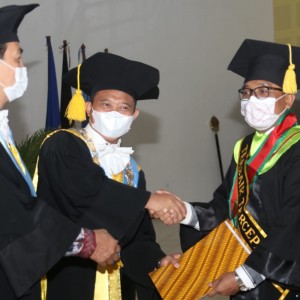 Kabiro AUPK UIN KHAS Jember Raih Predikat Terbaik Tercepat saat Wisuda ...